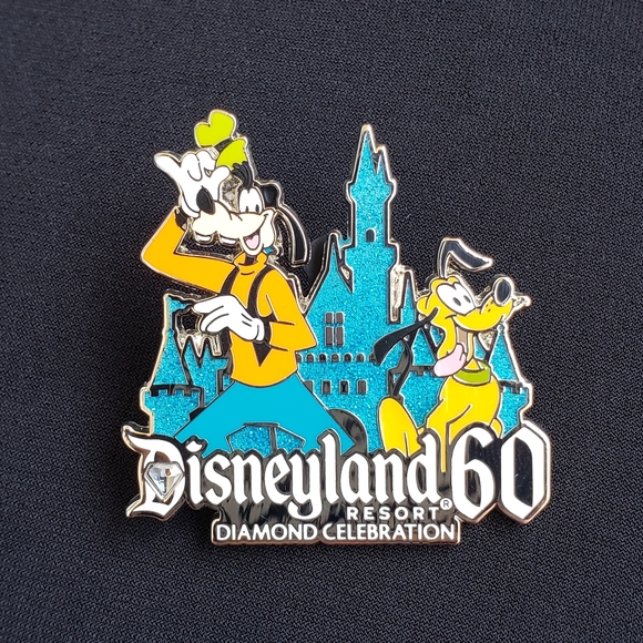 Disney | Accessories | Rare Disneyland 6th Diamond Celebration Pin ...